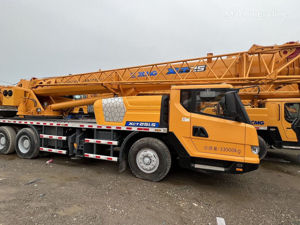 XCMG XCT25 QY25K5D QY25K5 25Ton used crane for sale pokretna dizalica