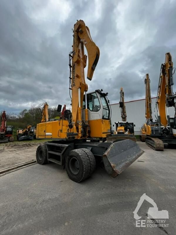 Liebherr A 924 HD TIMBER bager točkaš