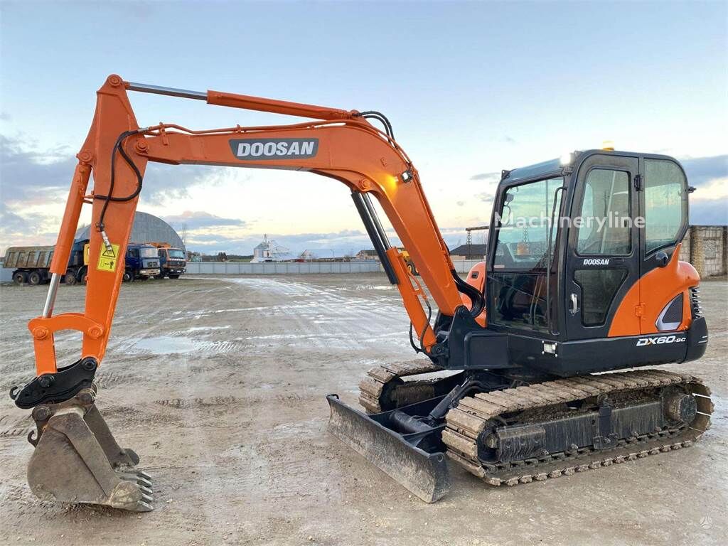 Doosan DX 60 C mini bager