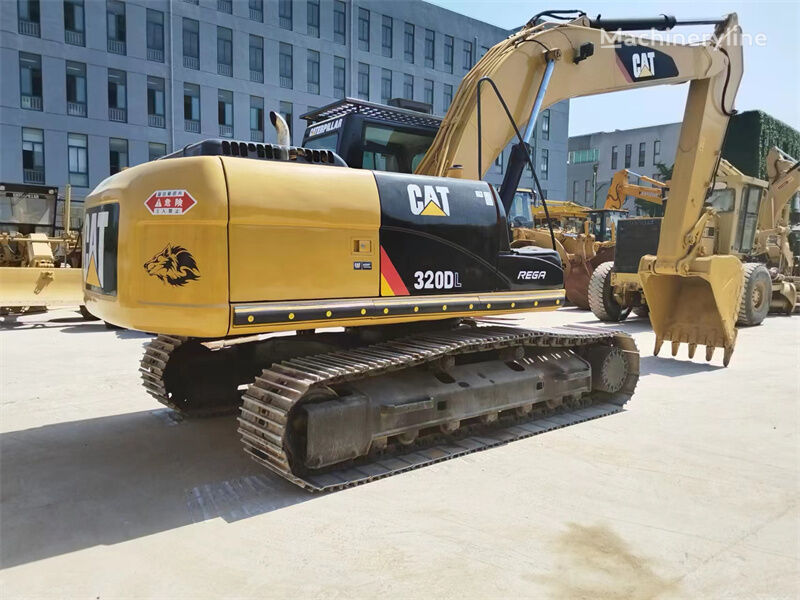 Caterpillar 320DL bager guseničar