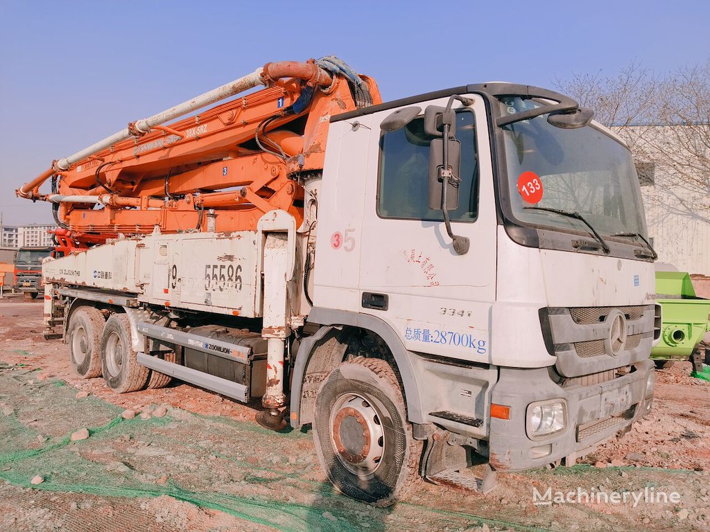 Zoomlion Concrete pump truck 38 meters for sale pumpa za beton