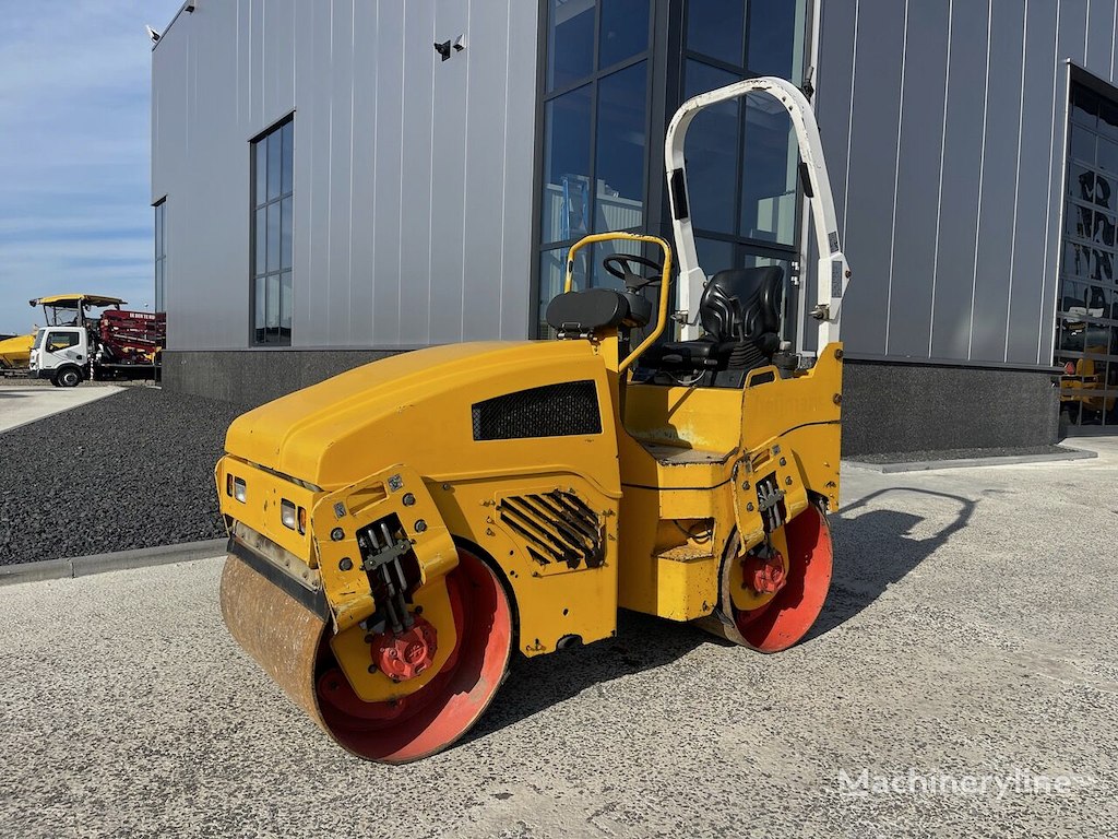 BOMAG BW100 mali valjak