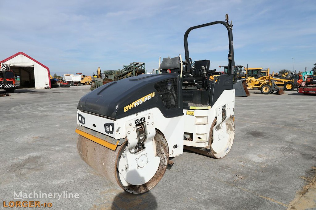 BOMAG BW135 AD-5 mali valjak