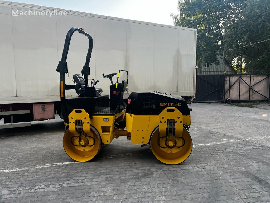 BOMAG BW135 mali valjak