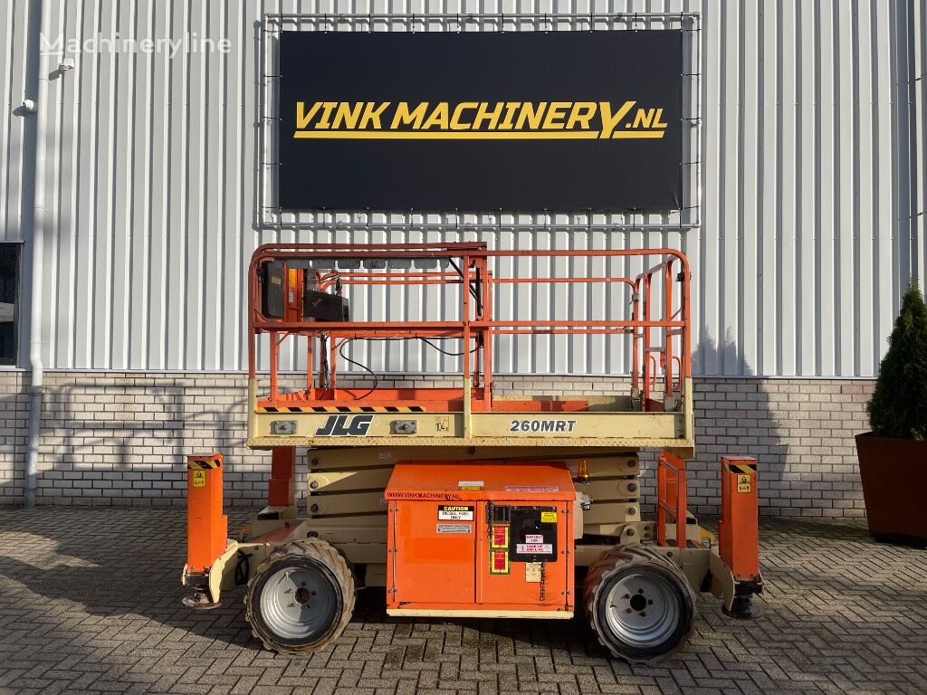 JLG 260 MRT makazasta platforma