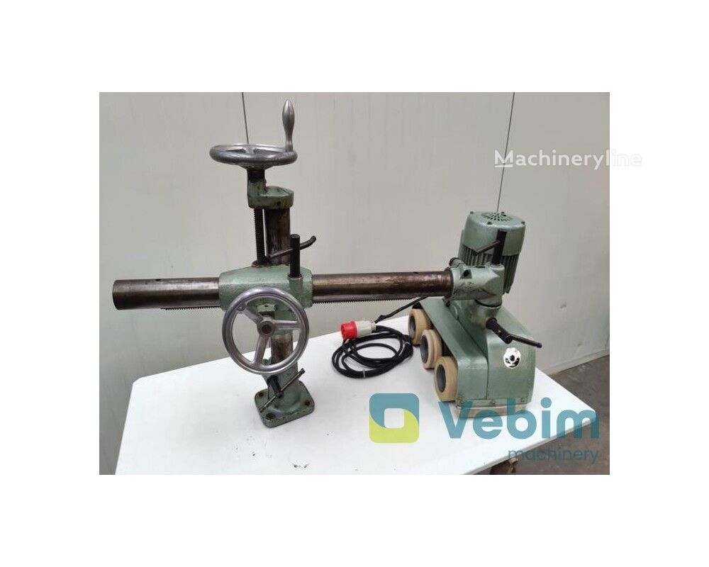 Holz-Her 1117 automatski fider