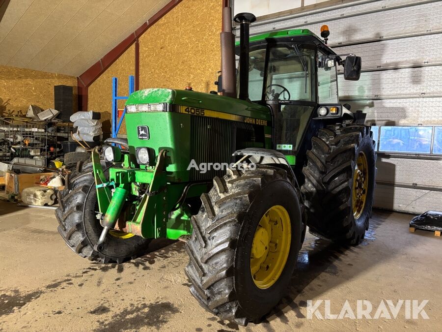 Prodaje se John Deere 4055 traktor točkaš na aukciji