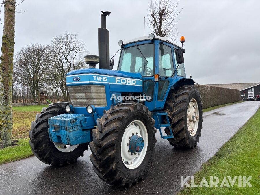 Prodaje se Ford TW-15 traktor točkaš na aukciji