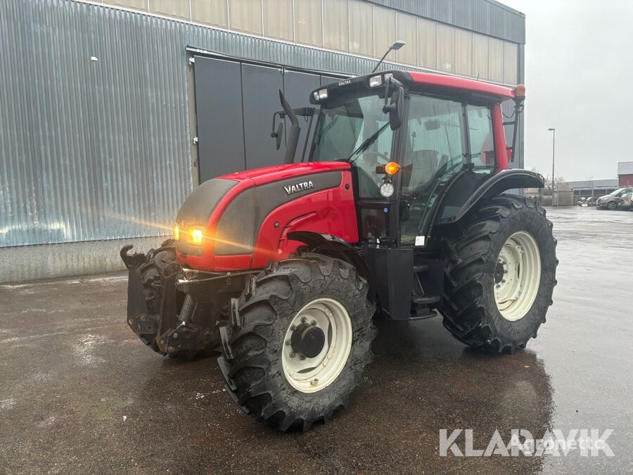 Prodaje se Valtra N101 traktor točkaš na aukciji