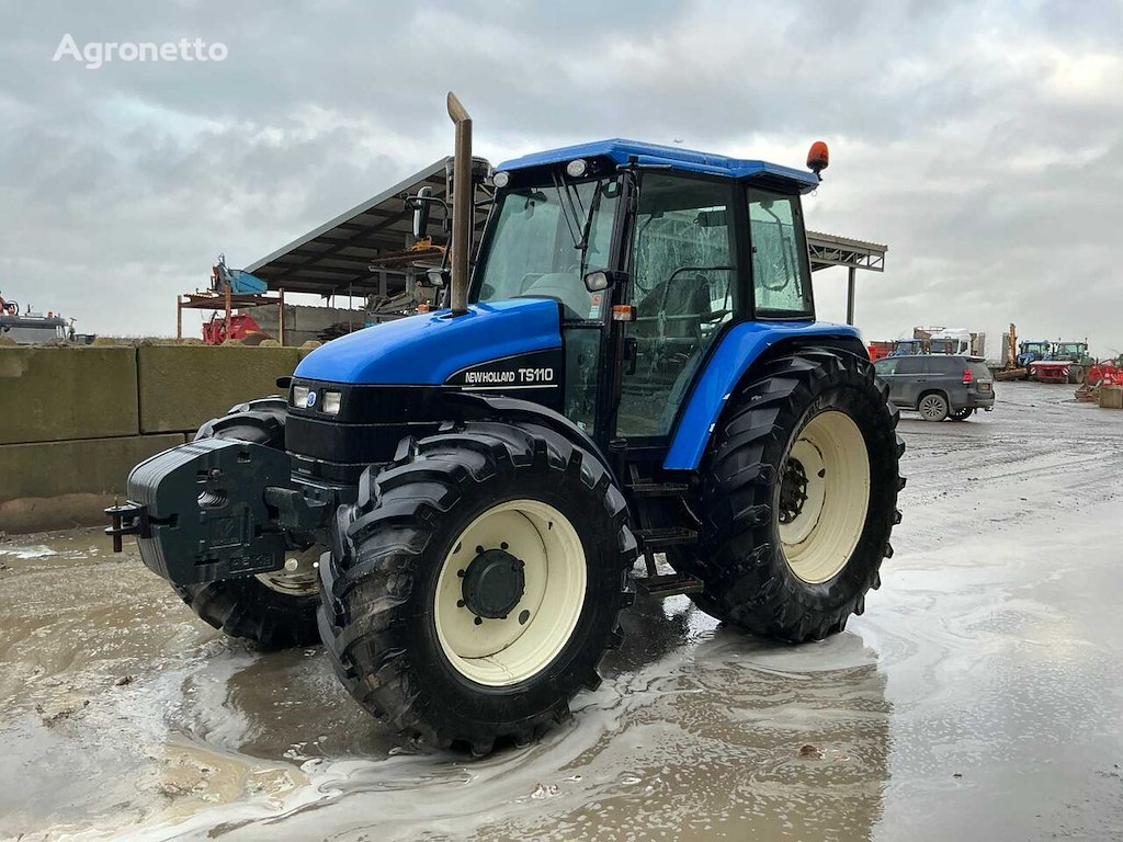 Prodaje se New Holland TS110 traktor točkaš na aukciji