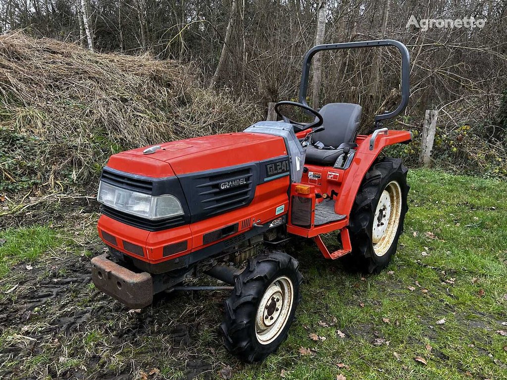 Prodaje se Kubota GL241 mini traktor na aukciji