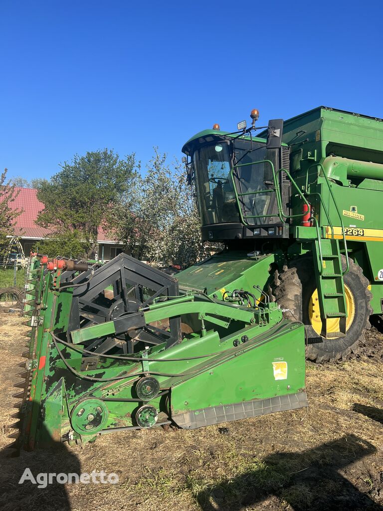 John Deere 2264 kombajn za žito