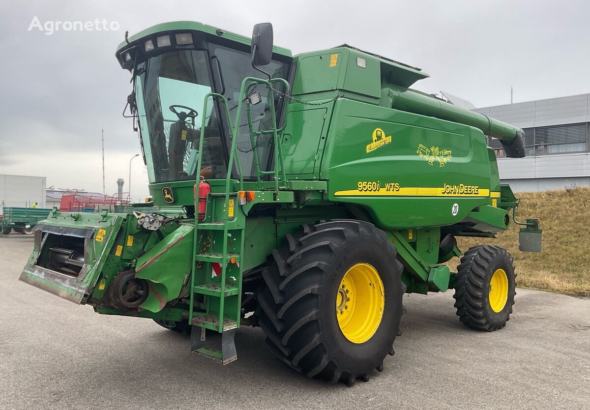 John Deere 9560i WTS kombajn za žito