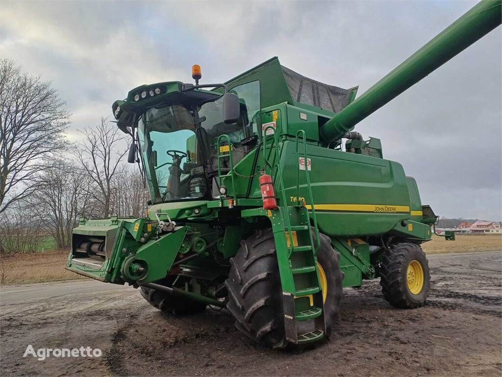 John Deere T670 kombajn za žito