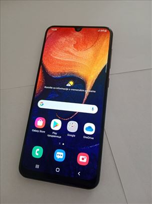 Samsung A50 duos 4/128GB, odličan