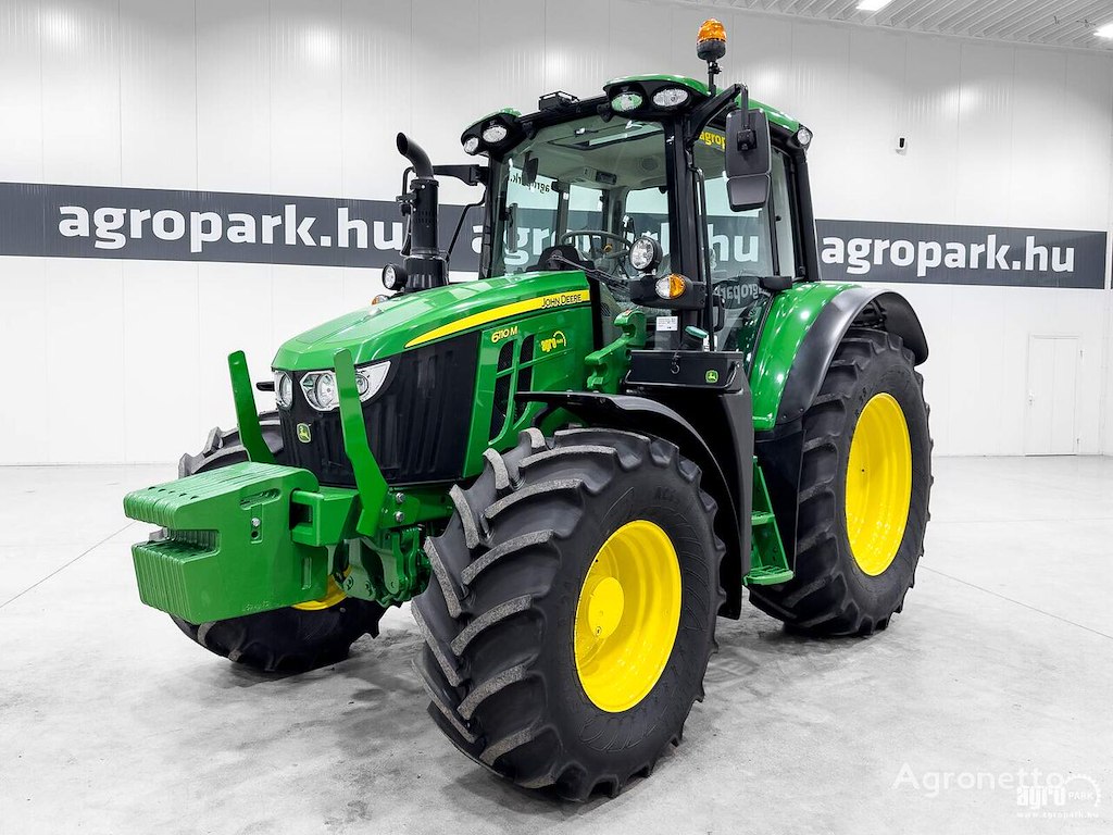 Novi John Deere 6110M traktor točkaš