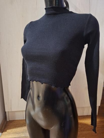 Crop top crna tanka polurolka