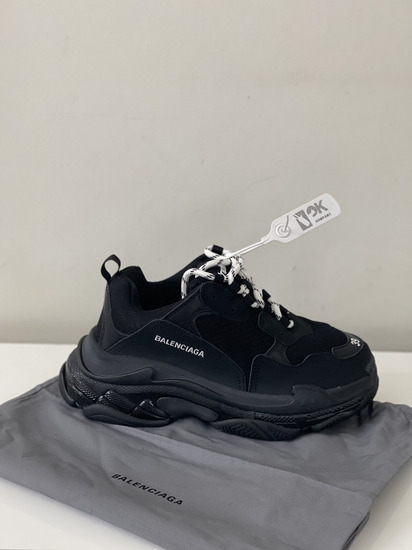 Balenciaga triple s patike