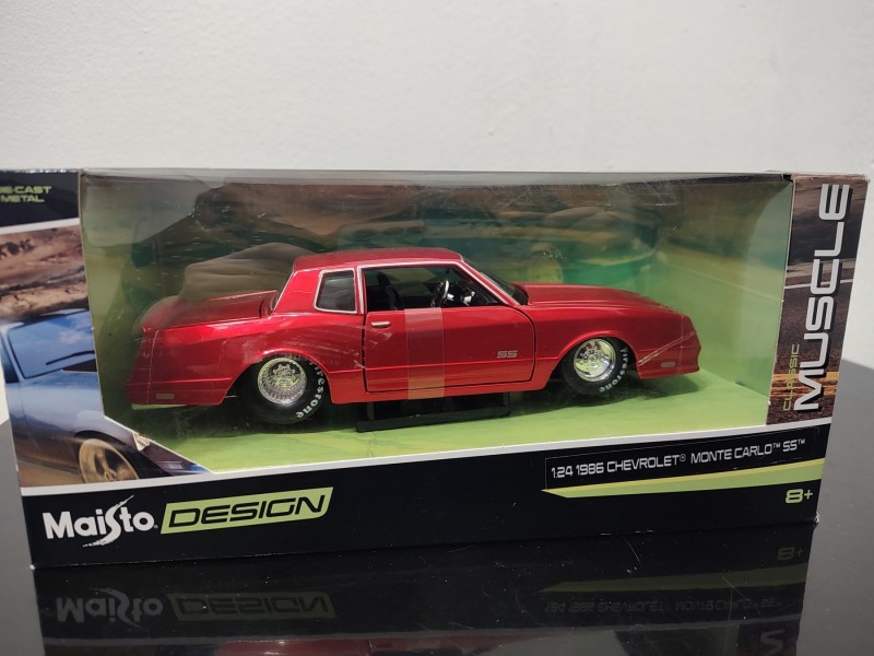 Chevrolet Monte Carlo SS 1986 Design u razmeri 1:24