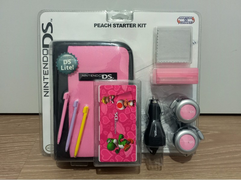 Nintendo DS Peach Starter Kit (NOVO)