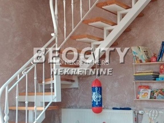 Rakovica, Miljakovac, Natalijine Ramonde, 5.0, 200m2, 299000EUR