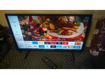 Vox 32SWH559B Smart TV DVB-T2 32 inča (83 cm) SMART WiFi