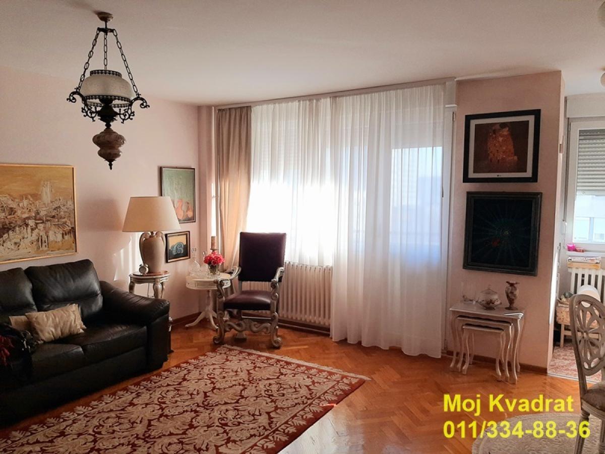 Palilula, Tašmajdan - 27. marta, 68m2