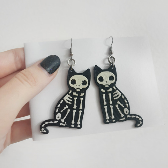   ‍⬛ Skelly cats  ‍⬛