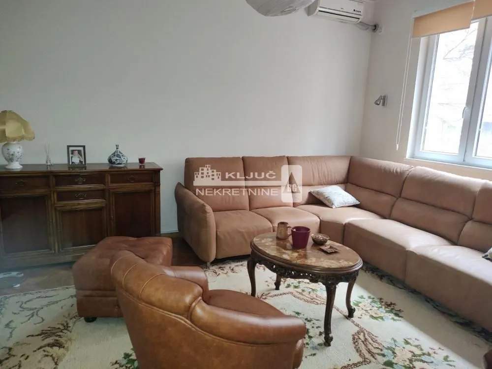 Prodaja, dvosoban stan, 80m2, Stari Grad, Beograd