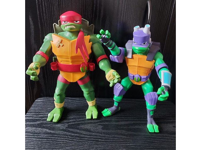 TMNT 2018 VIACOM PLAYMATES VELIKE FIGURE