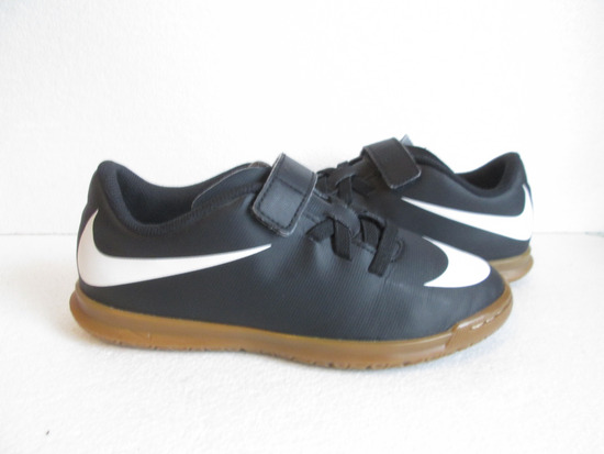 PATIKE ZA FUDBAL "NIKE" 35 KAO NOVE