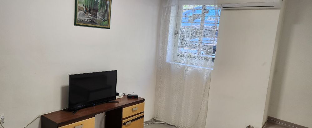 Izdajem dva apartmana kao stan na dan