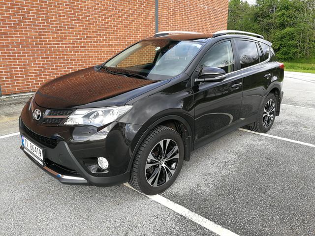 Toyoto RAV4 Diesel iz leta 2014