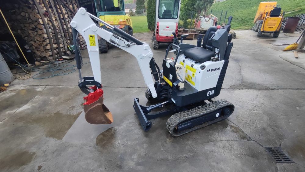 Mini bager Bobcat E10XB