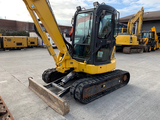 Komatsu PC 55 MR-3 mini bager