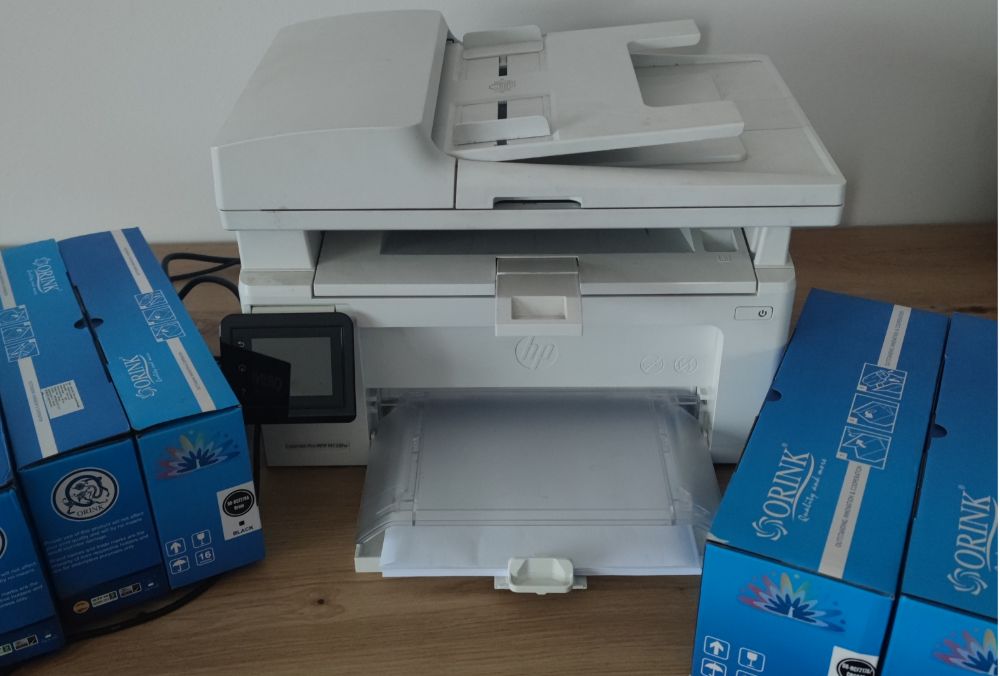 Prodajem polovan laserski štampač HP LaserJet Pro MFP M130fw