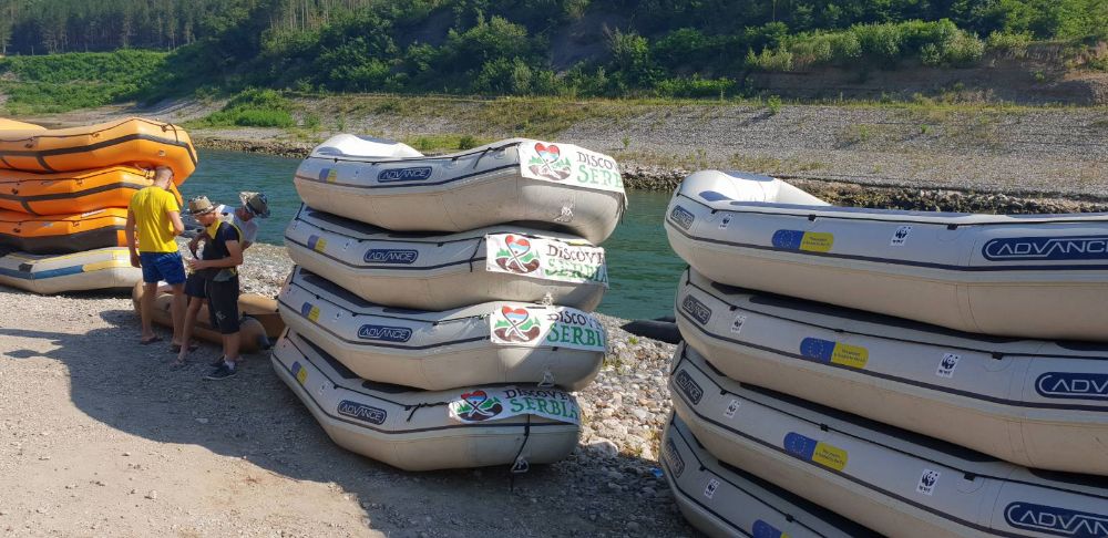 Iznajmljivanje novih rafting čamaca