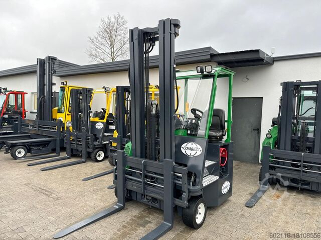 4 Way Forklift
Combilift C2500CB-triplex 6000 mm-Only 4658 hours