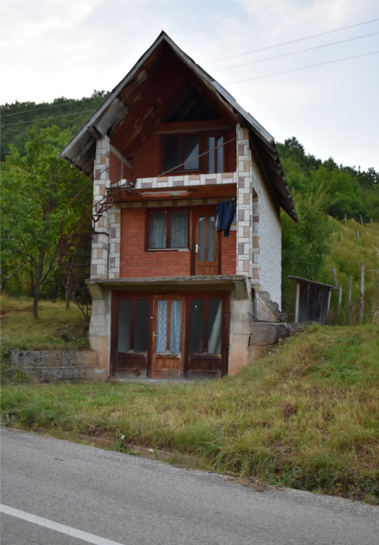 Vikendica na Kopaoniku (prodaja)