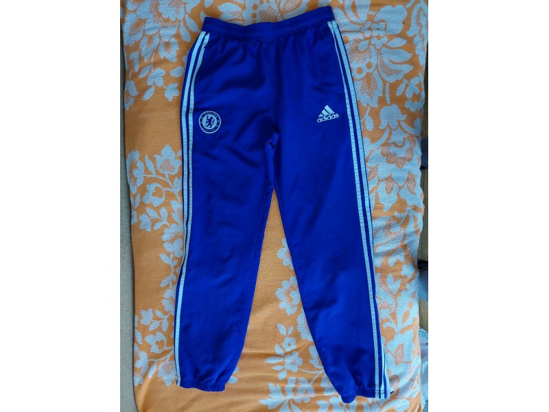 Adidas CHELSEA donji deo trenerke / 15-16god XL deciji