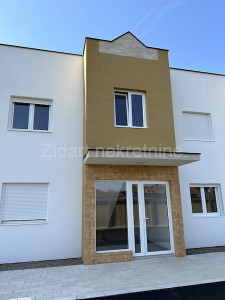 ID 3550771, Sremski okrug, Stara Pazova Stara Pazova,