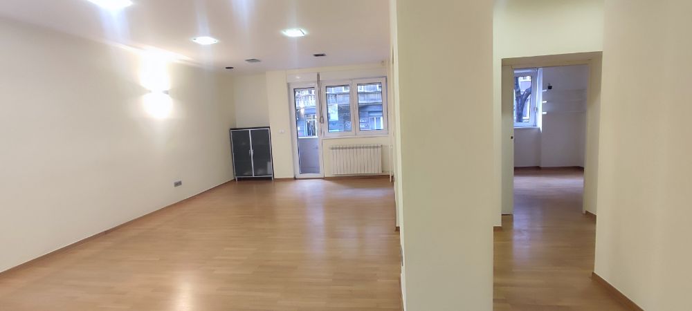 Strahinjića bana 80m2 izdavanje