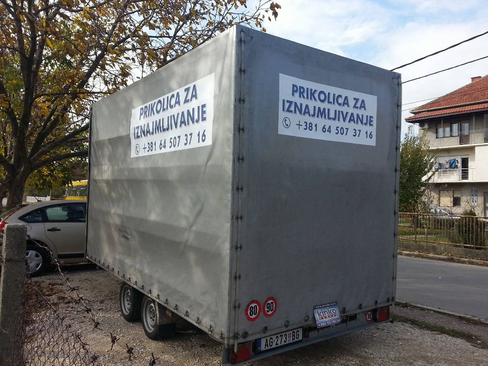 IZNAJMLJIVANJE AUTO PRIKOLICA SA CERADOM