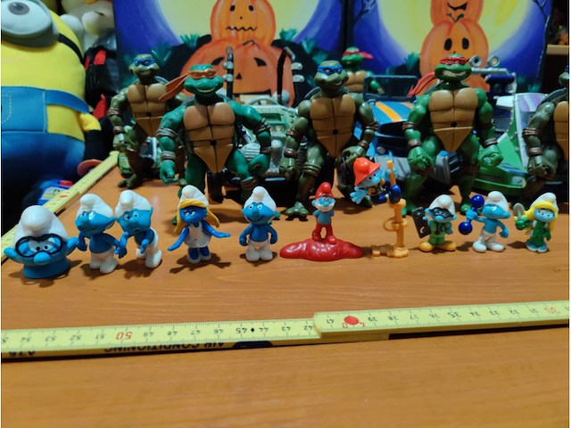 Štrumpfovi 10 različitih figura The Smurfs Stumfovi