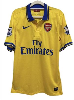 Arsenal 2013/2014 gostujuci dres