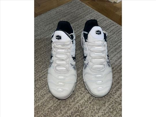 Nike Air Max Plus Spray Paint Swoosh White Black (