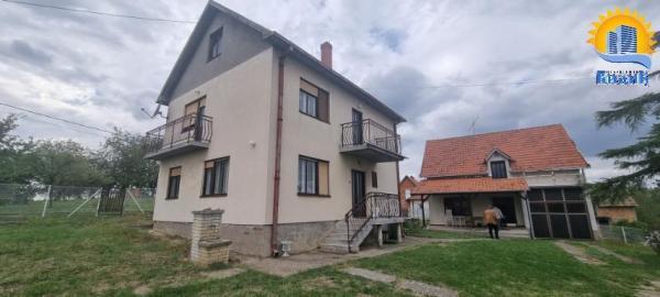 Trešnjinog cveta, Petosoban stan za izdavanje, 63m2, 720€