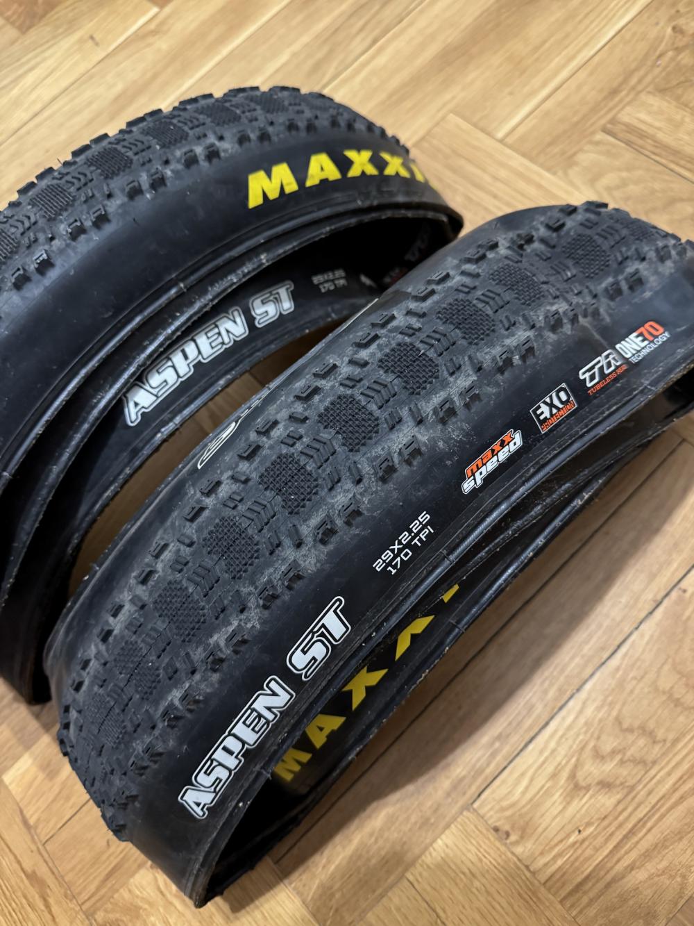 MAXXIS Aspen Team Spec 29x2.25 MaxxSpeed TR EXO