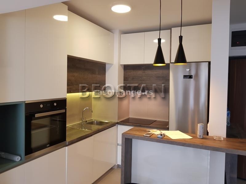 Novi Beograd - A blok savada #60481 700 €