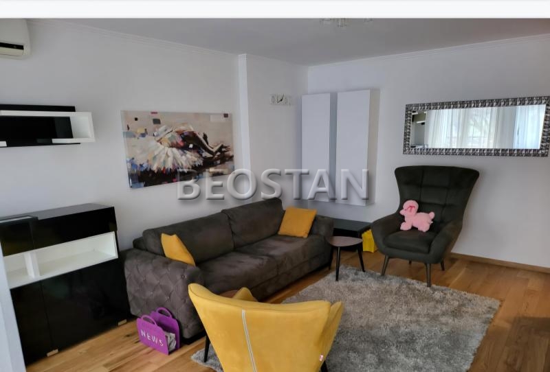 Novi Beograd - Blok 70 #60440 700 €